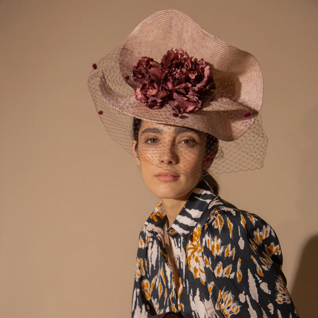 Descubre nuestros tocados de alquiler – Mimoki